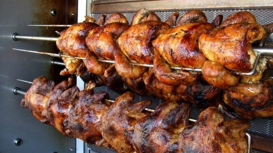 Ensalada de pollo cerca de mi ubicación | Guía cerca de mi ubicación
